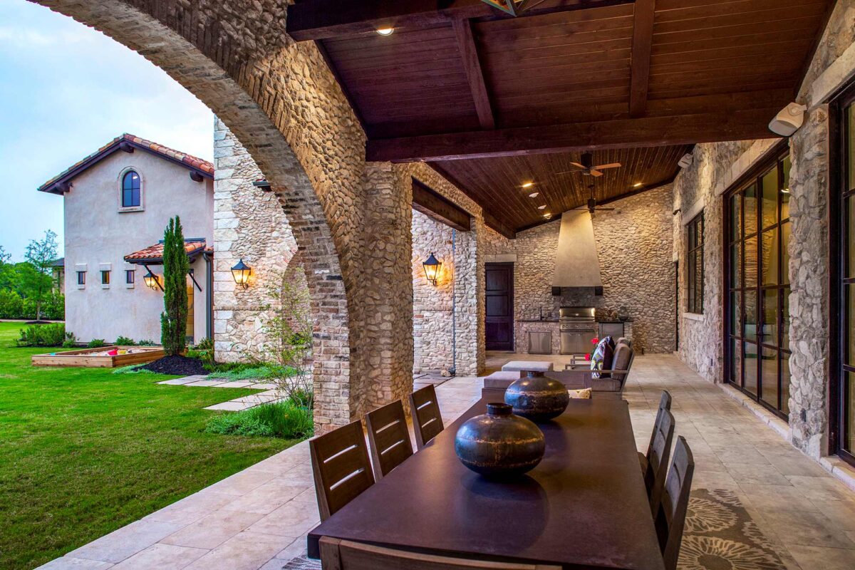Rustic Villa Architecture | Vanguard Studio