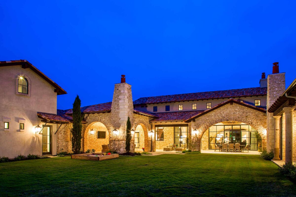 Rustic Villa Architecture | Vanguard Studio