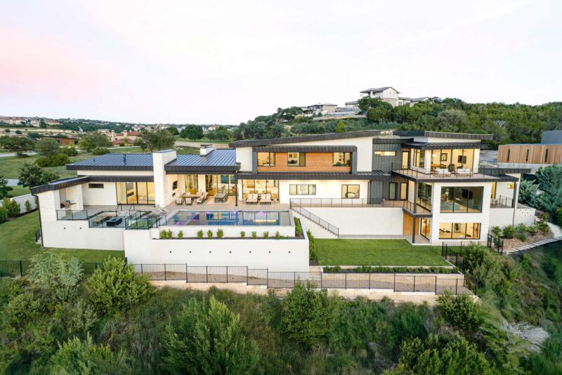 Point Venture Modern – Vanguard Studio